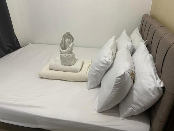 Ennu Staycation Near Moa - Metro Manila
