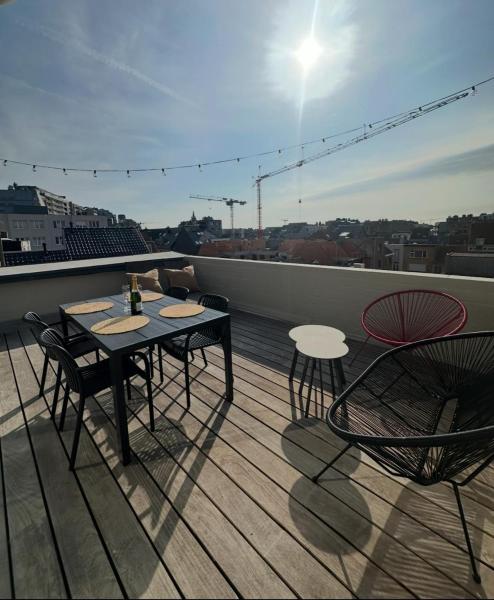 Charming Penthouse - Sunny - Terrace - Close To Sea And Restaurants - Brugge