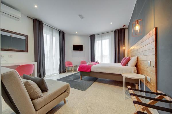 Caro Boutique Guest House - Pembroke, Malta