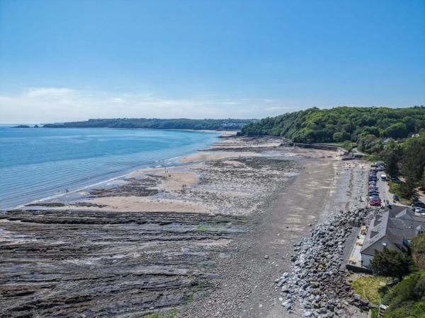 Waterfront 2 - 2 Bedroom Apartment - Wisemans Bridge - Saundersfoot