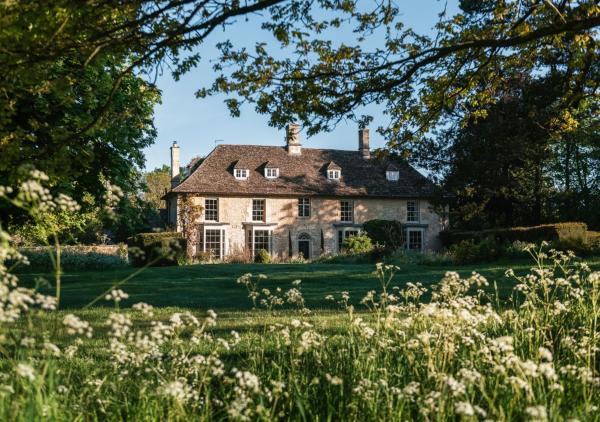 Kempsford Manor - Bibury