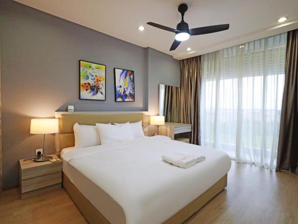 Encorp Marina Elegant Suite - Jurong East