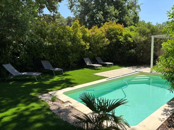 Les Jardins Du Castelas - Domaine Et Spas - Mornas