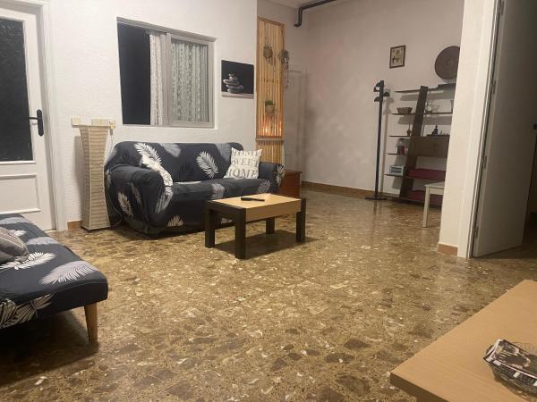 Acogedora Planta Baja - La Pobla de Vallbona