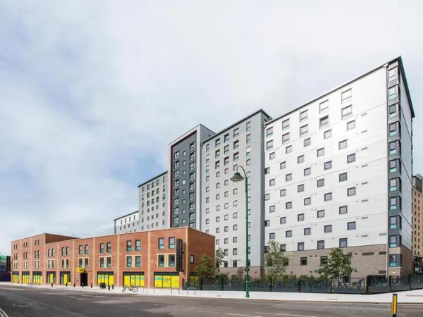Exclusive For Students Chic City Ensuites And Studios At Crescent Place In Southampton - Southampton