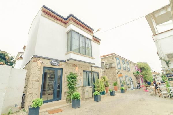 Sulty's Alaçatı Avlu - Ildır