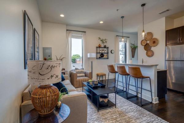 Stylish Loft Near Centennial Park - Nashville, TN