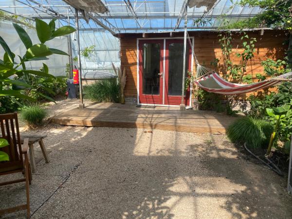 Unique Tiny House Close To Ams Airport With Hottub - Hoofddorp