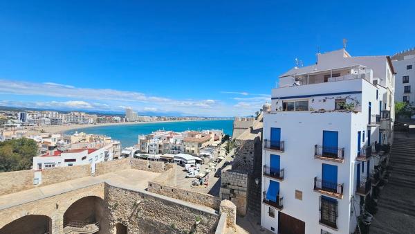 At Plaza Stmaria - Castillo de Peñíscola