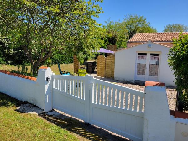 Maisonnette à Barbâtre Près Plage, 4 Pers., Terrasse, Parking - Fr-1-823-156 - Barbâtre