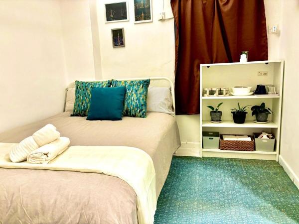 Cozy Bachelor In Pmq With Rooftop - Hong Kong