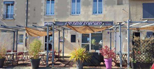 Hôtel Les Deux Porches - Chauvigny