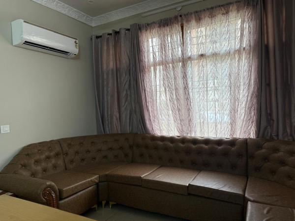 Empire Stay - Chandigarh