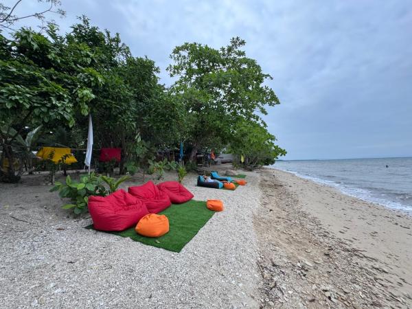 Flake Beach Resort - Buenavista