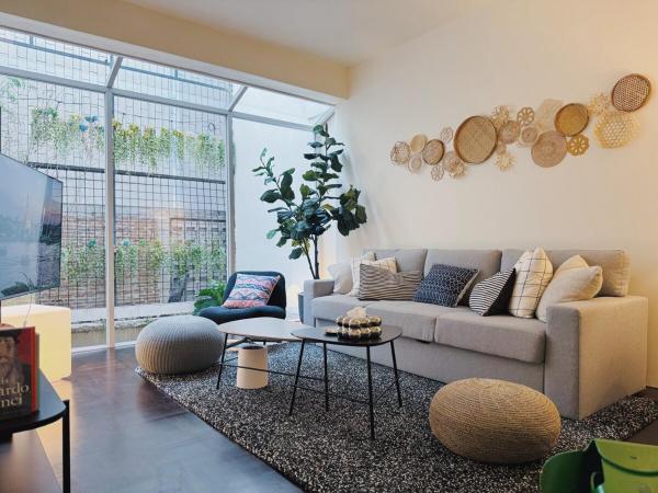 Middle Haus 3br Home Near Bts Ari, Bangkok - Bangkok