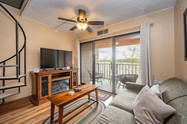 711h Studio Loft One Bath - Oakland, MD