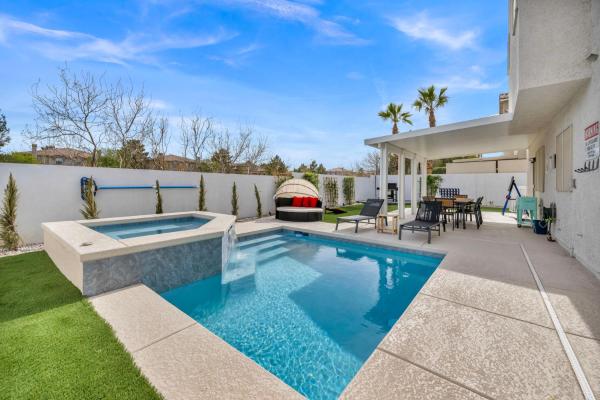 Vegas Haven Pool Spa Game Room - Henderson, NV