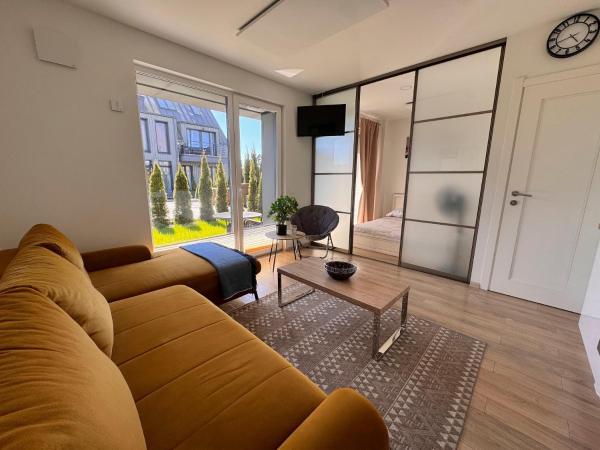 Vaivorykštės Poolside Apartment - Lithuania
