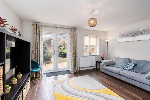Stunning 3 Bedroom Home Hillsborough Sheffield - Sheffield