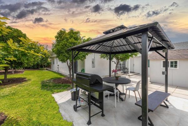 Disneyland Vineyard Villa 6bed 4bath Game - Anaheim