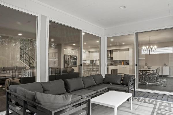Stunning Golf-side Retreat In Elite Locale - Bremerton, WA