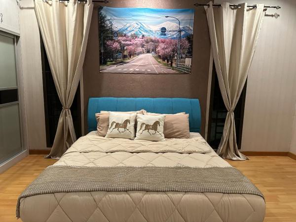 Semid Cozy Home In Mount Austin Toppen Aeon Fix To 14pax - Johor