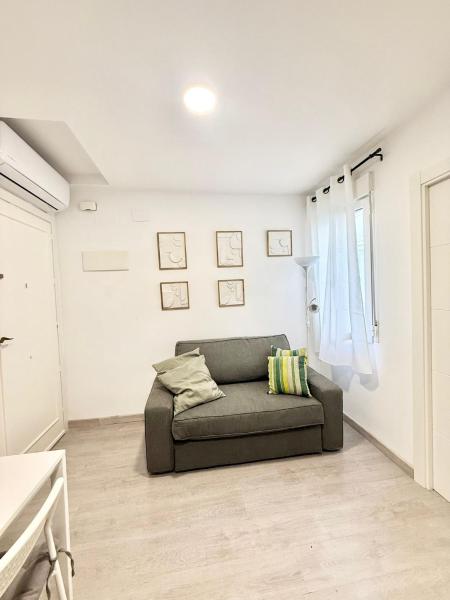 Metro Avenida De América 11 Amch Hospedaje - San Sebastián de los Reyes