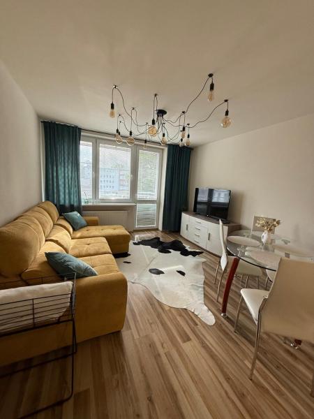 Zenna Apartment V Centre Mesta S Parkovaním Free - Hronsek