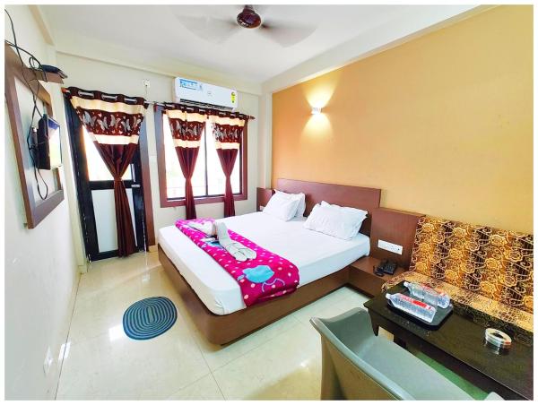 Hotel U!k Palace Near Sea Beach And Jagannath Temple - Free Wifi- Lift And Parking Facilities - Fully Air Conditioning Room & Luxuary Rooms - A Top Rated Hotel In Puri - Puri