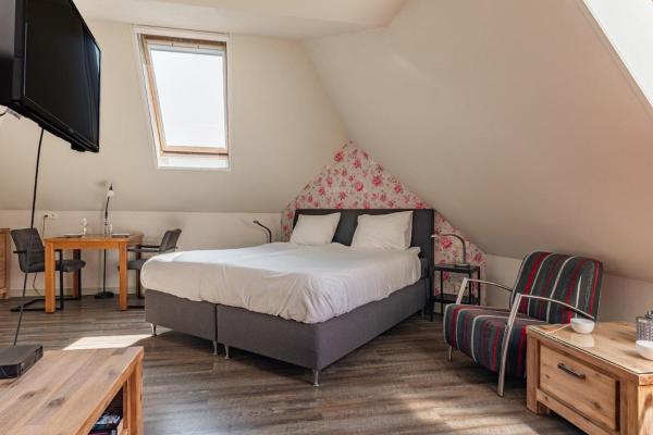 Hoeve Hofwijk Studio Ochtendzon - Vrouwenpolder
