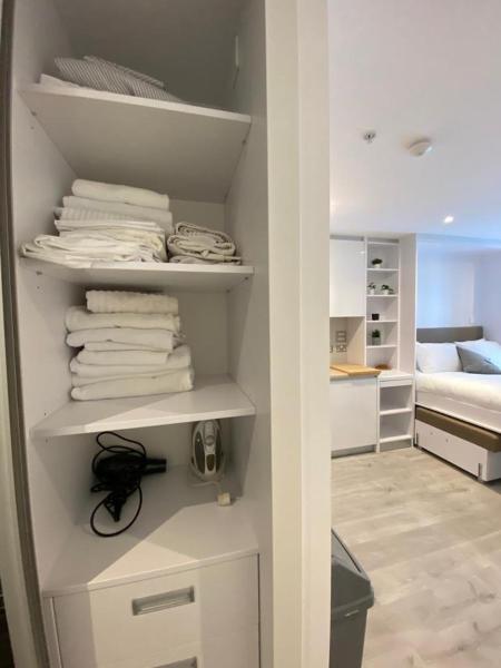New Cp Top Floor Luxury Studio - Algeciras