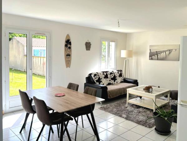 Maison Vacances Et Cure Thermale - Rochefort, France