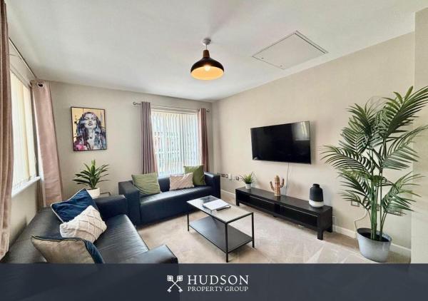 2-bedroom Central Apartment - Telford