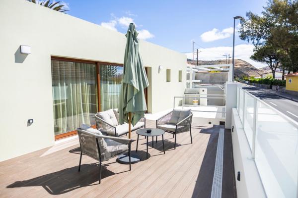 Green House Beach Side Oasis - Porto Santo Island