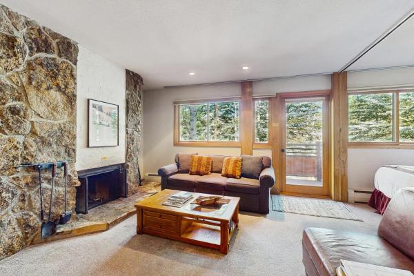 Woodsy Ski-in\/ski-out Condo W\/ Shared Pool & Hot Tubs - Next To The Slopes - Snowmass Village, CO