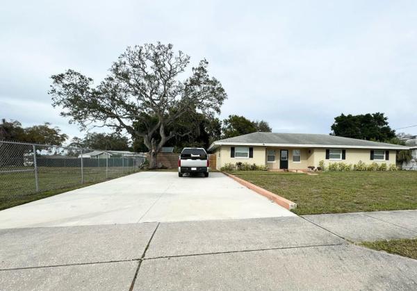 Home Close To Clearwater Beach - Largo, FL