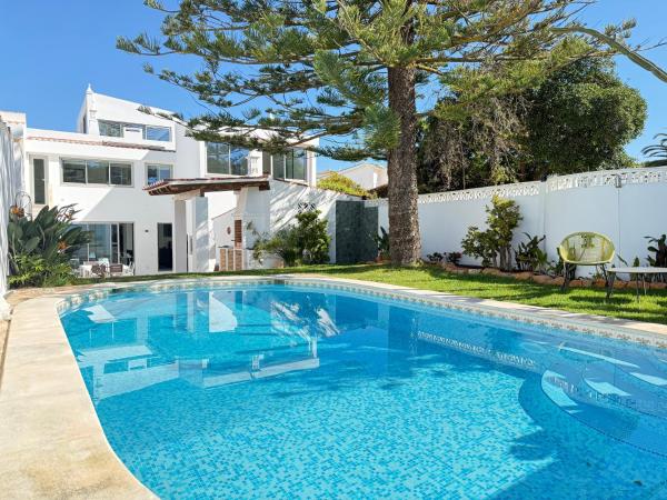 Vila Golfinho, With Heated Pool, Rooftop Lounge And Ocean Views - Praia da Luz