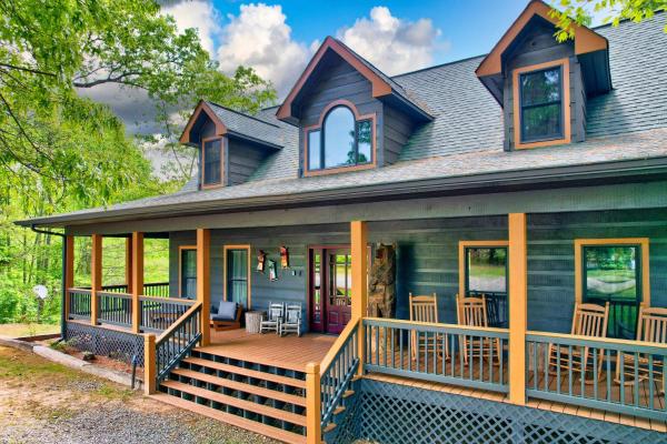 Lake Views Hot Tub Fire Pit 6bed - Mineral Bluff, GA