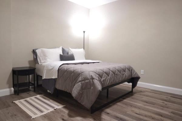 Unit 21 Spacious 2br Apartment Long-term Stay - Melrose, MA