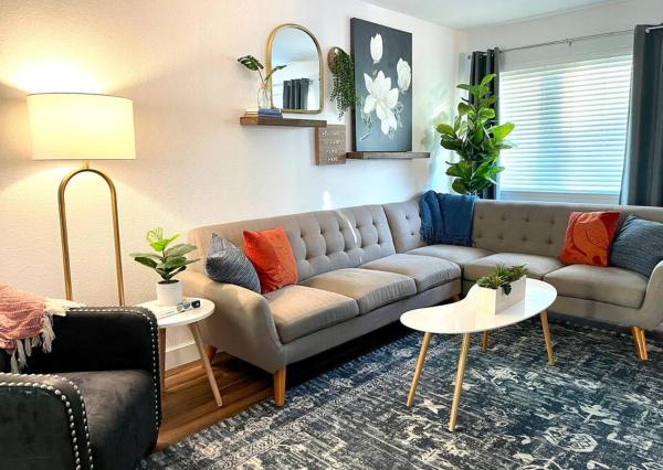 Remodeled Excellent Neighborhood - Rocklin, CA