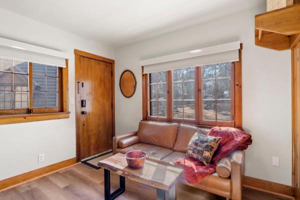 Timber Lodge #16 - Colorado Springs, CO