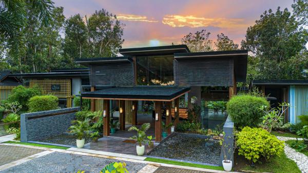 House Of Gaia - Lipa