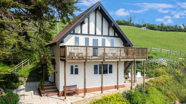 Seascape Cottage - Beer