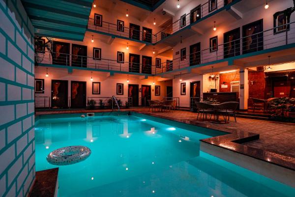 Fabhotel Luminous Beach Resort - Nr Morjim Beach - Goa