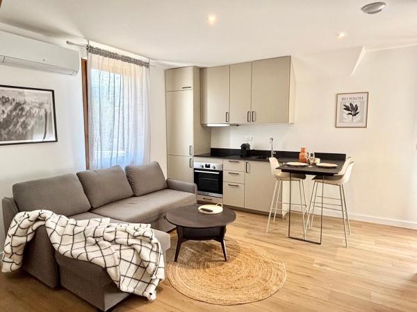 M112 Marquer Superbe T4 Spacieux Avec Balcon Et Parking, Proche De Genève - Gaillard