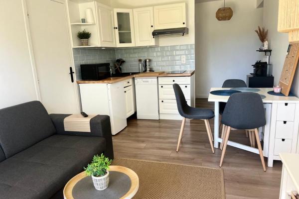 37m With Terrace And Garden Near The Sea - Franceville-Plage