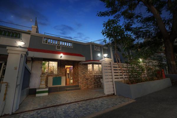 Goregaon Villa - Gagal Home - Mumbai