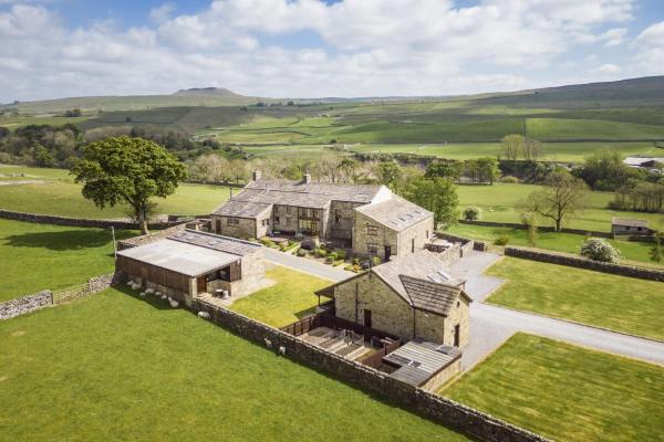 Hill Top Farm 8 - Askrigg