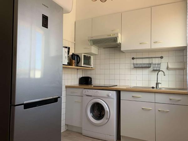 Appartement Rénové 4-6 Pers à 200m De La Plage Avec Parking Privé, Centre De Saint Pierre - Fr-1-229d-122 - Fleury