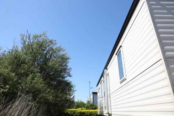 Cozy Caravan In Quiet Area Near Beach - Caravan Brook - De Haan